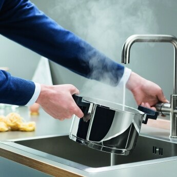 Electrolux unveils new look and product ranges for AEG brand ...